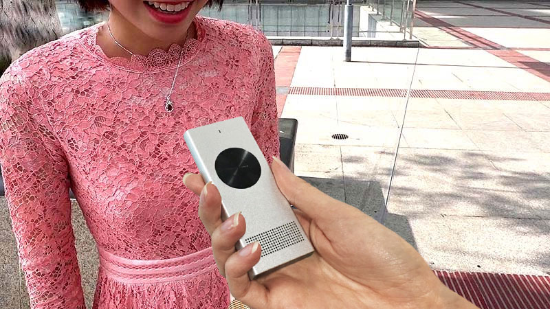 Genius device let's you communicate in more than 40 languages instantly!